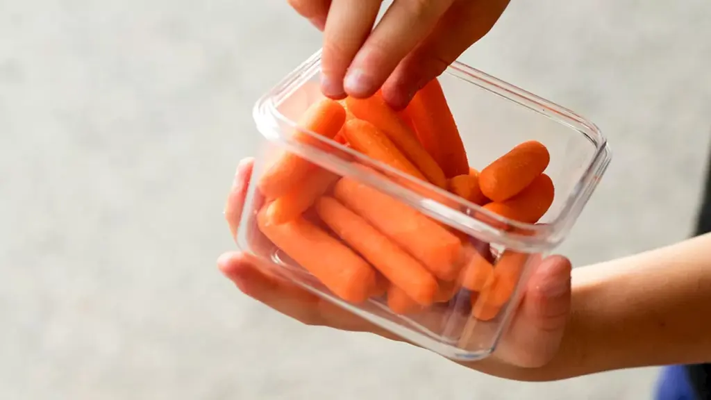 Experts Debunk Carrots as Sleep Aid: The Truth Revealed - NEWSNOWCHICAGO