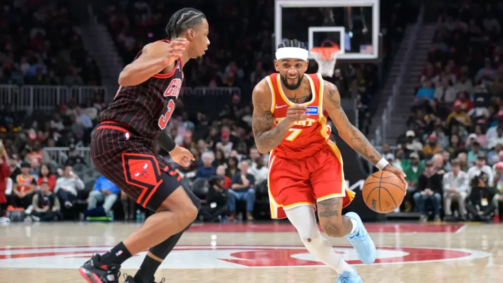 Hawks Blow Late Lead, Fall to Bulls 126-123 in Heartbreaker ...