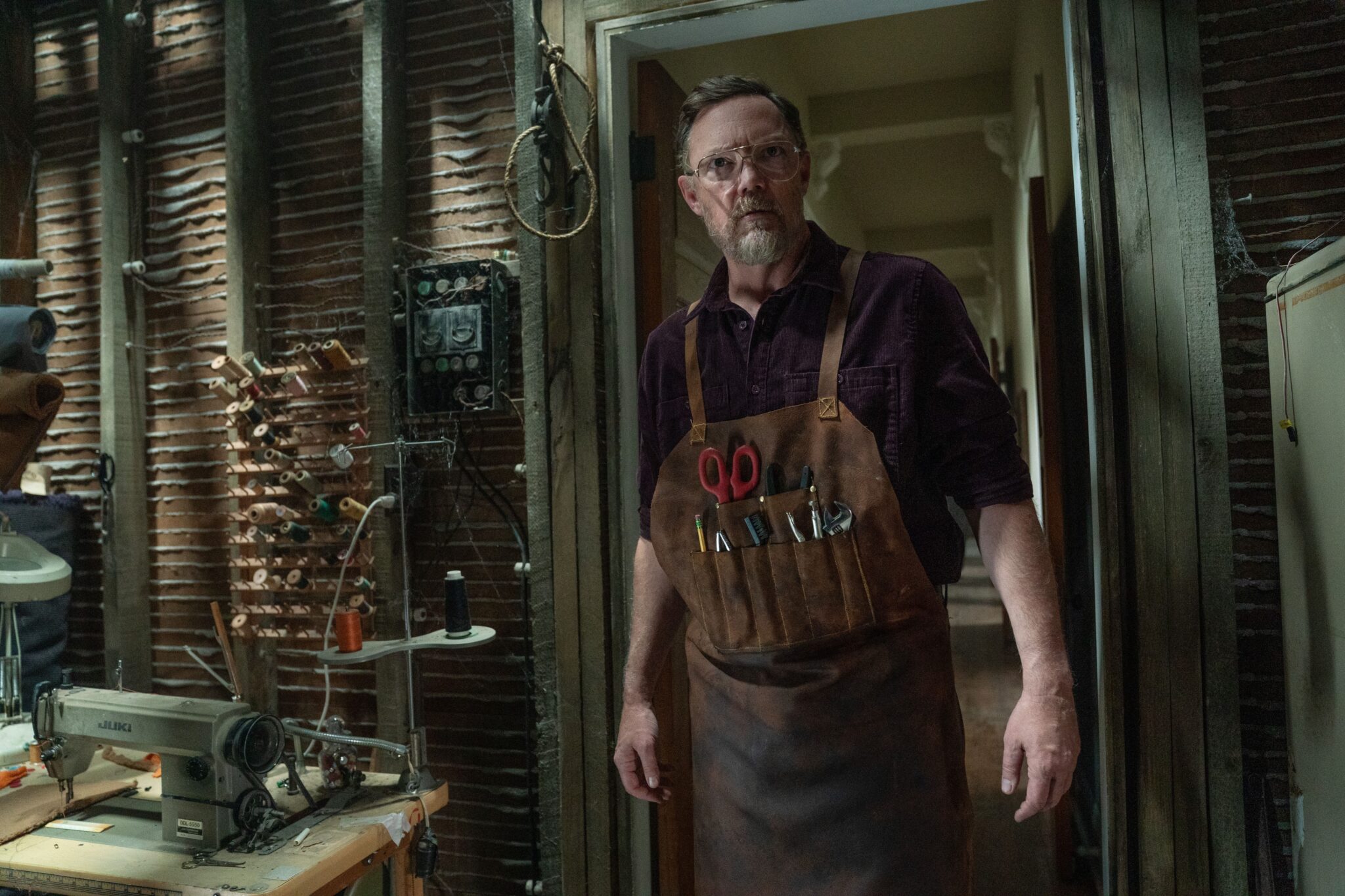 Matthew Lillard and Skeet Ulrich Reunite in Five Nights at Freddy's 2 ...