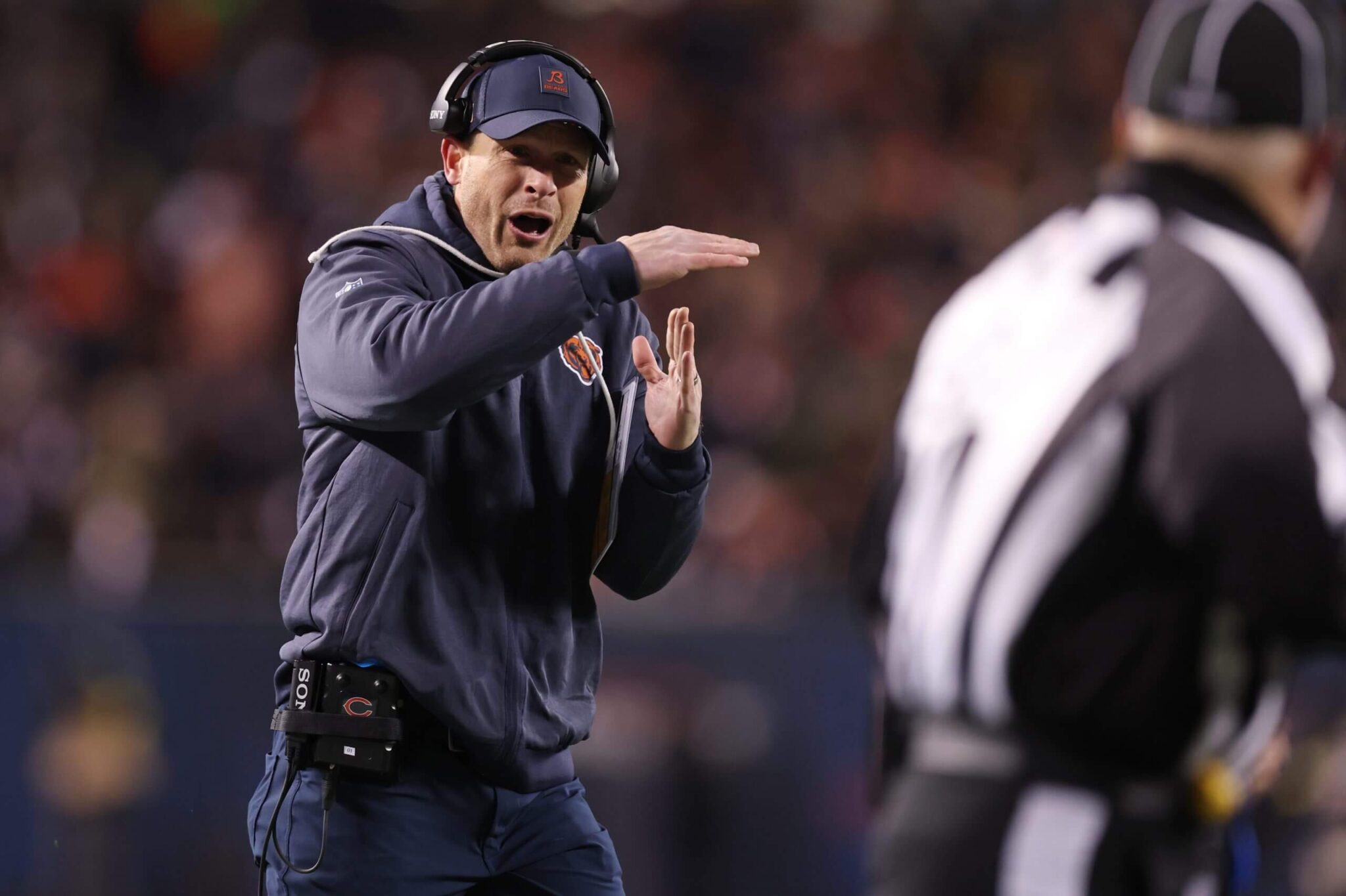 Bears Triumph Over Packers in Playoff Showdown, Johnson Sparks Rivalry ...