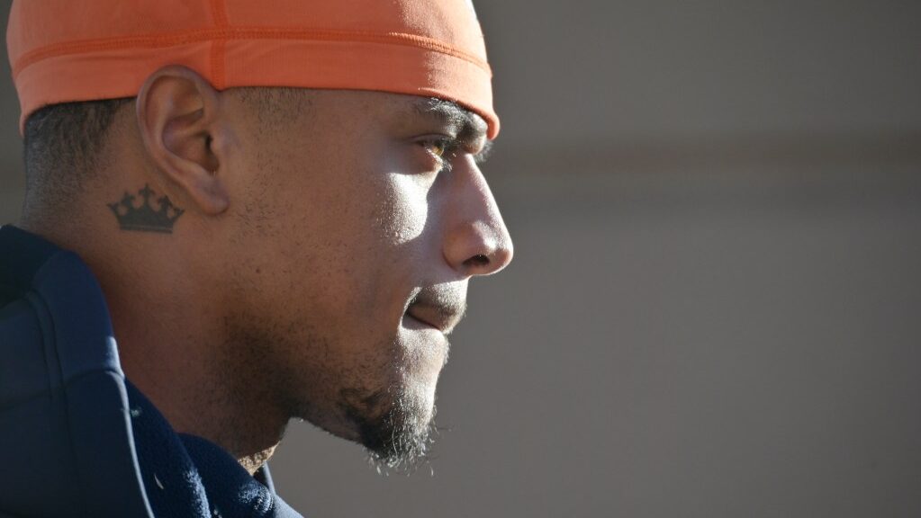 Broncos Face Off Against Patriots' QB Drake Maye in AFC Showdown ...