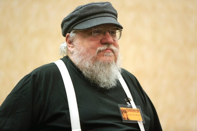George R.R. Martin Responds to Criticism Over TWOW Delays - NEWSNOWCHICAGO