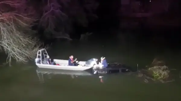 Heroic Homeless Man Rescues Mom and Baby from Bayou Crash - NEWSNOWCHICAGO