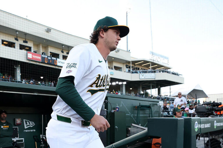 Nick Kurtz’s MLB Debut Card Fetches $516,000 at Auction - NEWSNOWCHICAGO